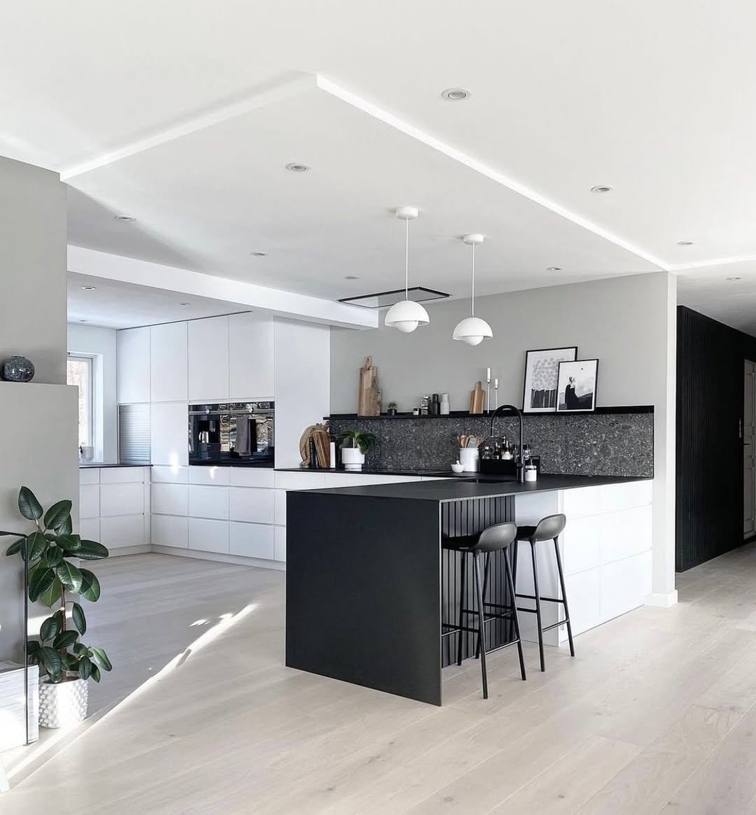 Mano køkken – white, dark grey og arizona beige - Kvik