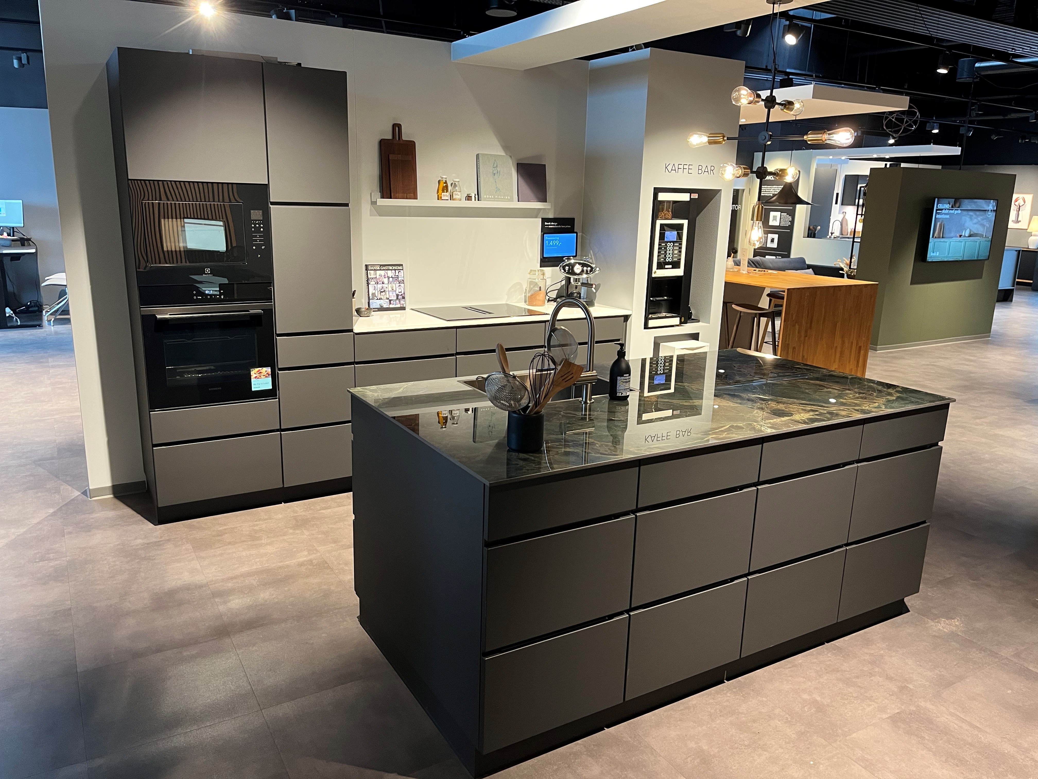 Mano Dark Grey - Kvik Viborg | Kvik